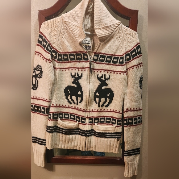 TNA | Sweaters | Tna Sweater Tna Christmas Sweater Vintahe Tna | Poshmark